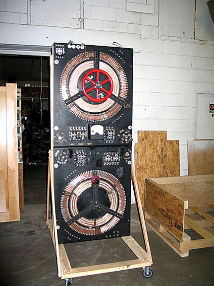 Reimagined as Steampunk Photo Booth Time Machine | Modvic